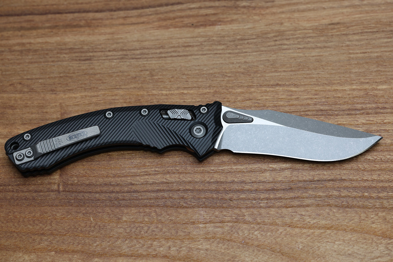 MICROTECH AMPHIBIAN RAM LOK BLACK FLUTED ALUMINUM & APOCALYPTIC M390MK – BladeZilla